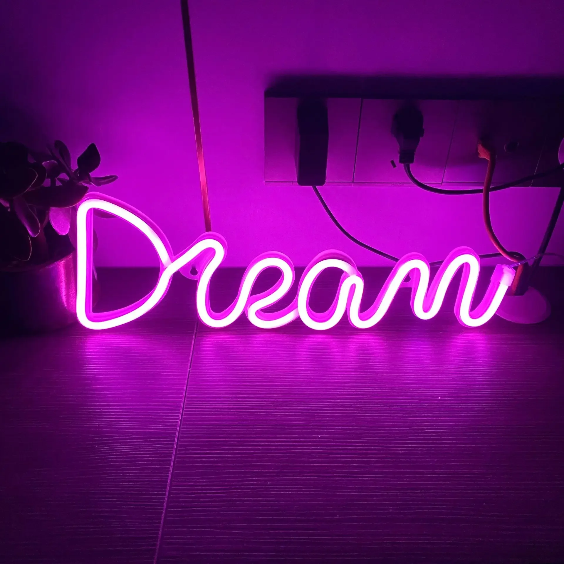 LED Dream Shape Neon Light Sign Powered By USB and Battery Neon Lamp ...