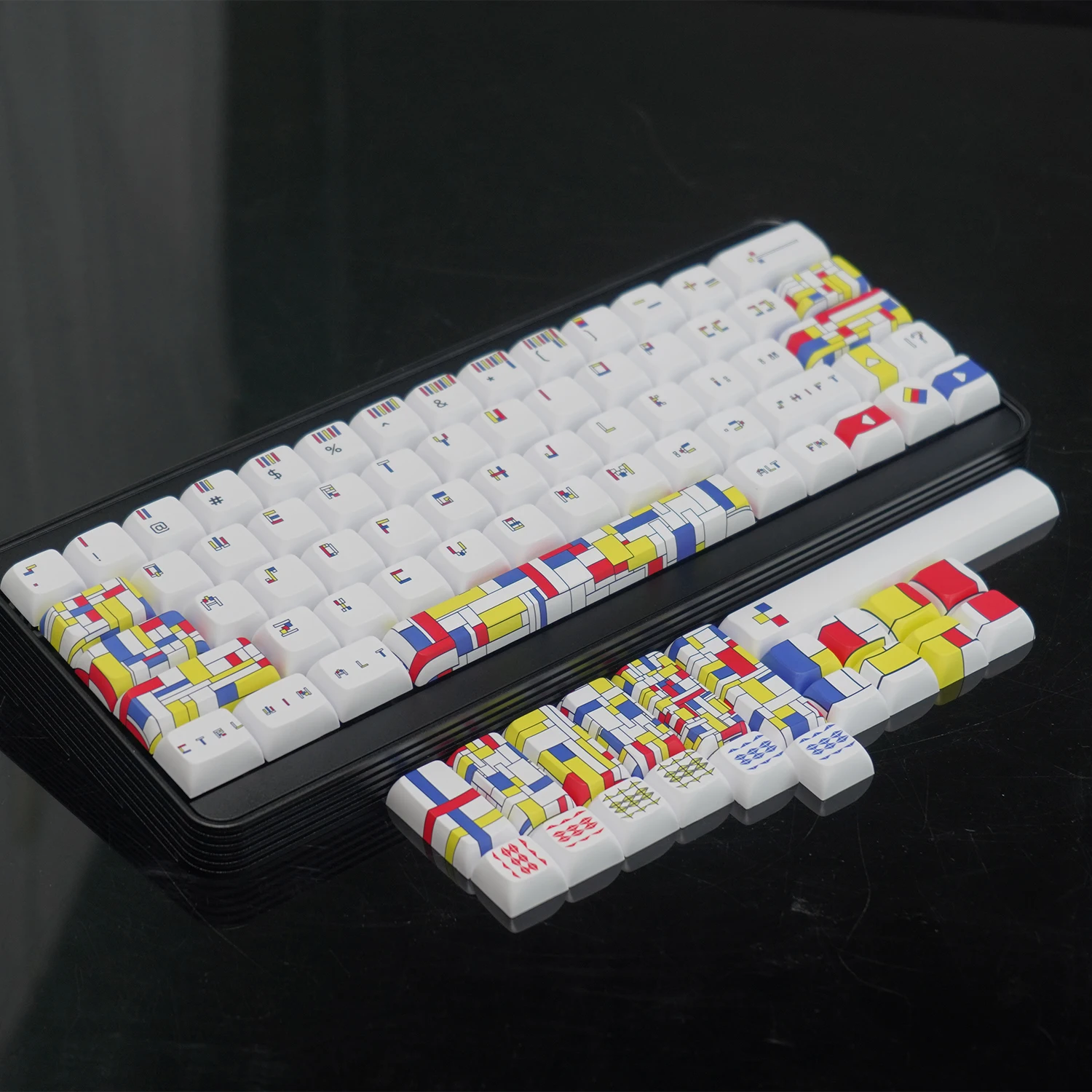 idobao-XDA-Keycap-Kit-Red-Yellow-Blue-Decor-Keycaps-127-Keys-for ...