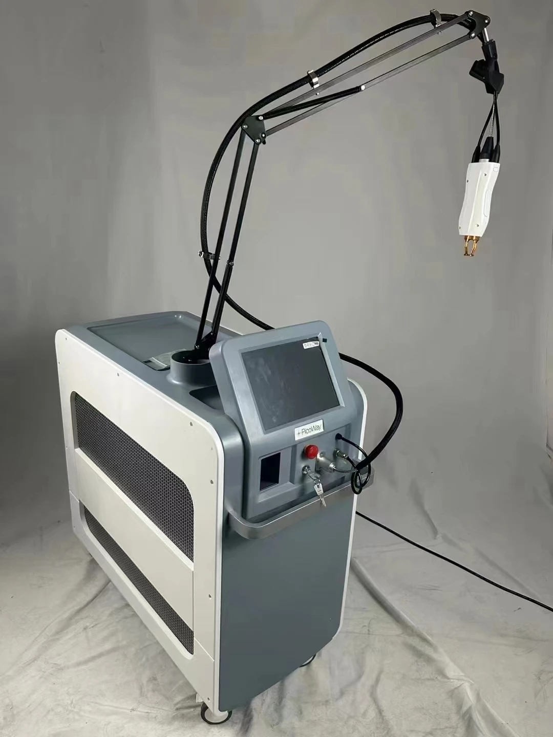 2023-Hot-Sale-High-Power-755-Alexandrite-Laser-1064-Laser-755-Alex ...