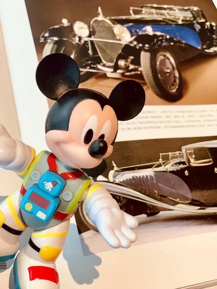 Donald Duck In Space Suit