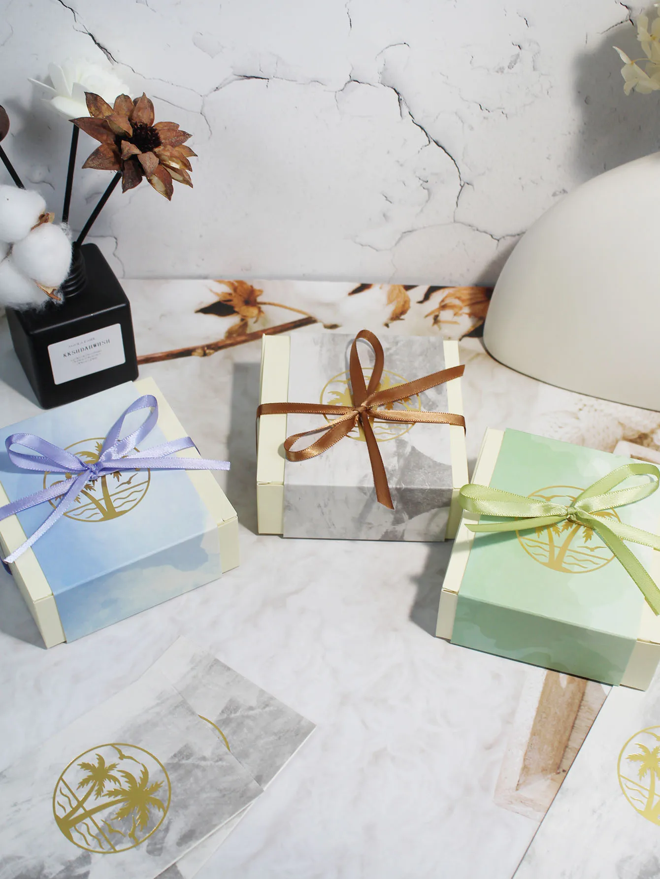 Elegant-Saudi-Arabian-National-Day-Gift-Boxes-Green-with-Gold-Palm-Tree ...