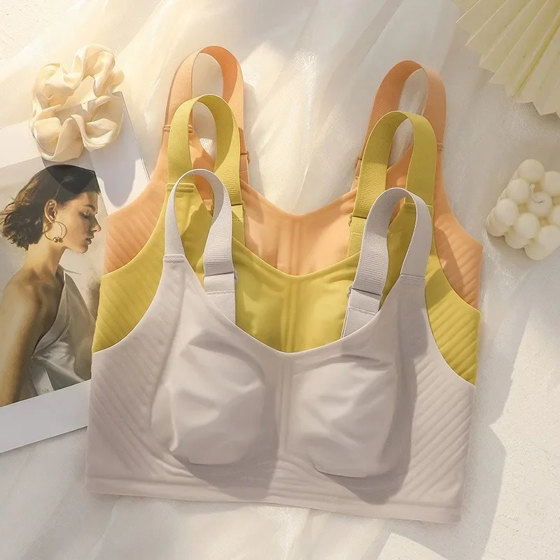 Plus-Size-Bras-For-Women-Seamless-Bra-With-Pads-Big-Size-M-L-XL-XXL ...