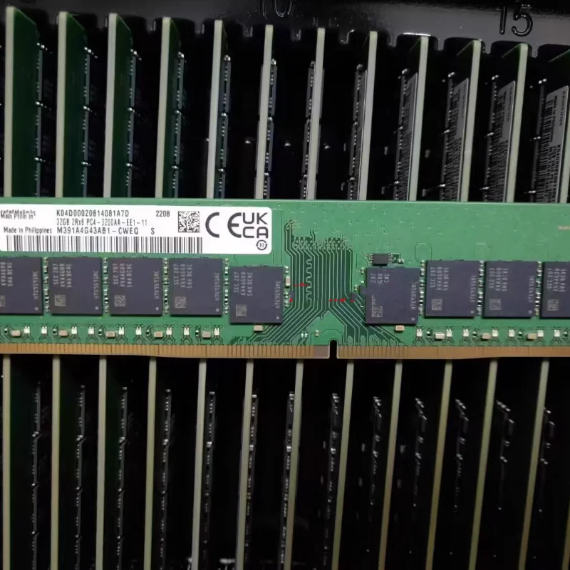 Pour-Samsung-32G-2jas8-PC4-3200AA-EE1-11-M391A4G43AB1-CWEQ.jpg