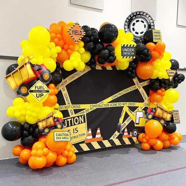 Construction Themed Birthday Party Wreath