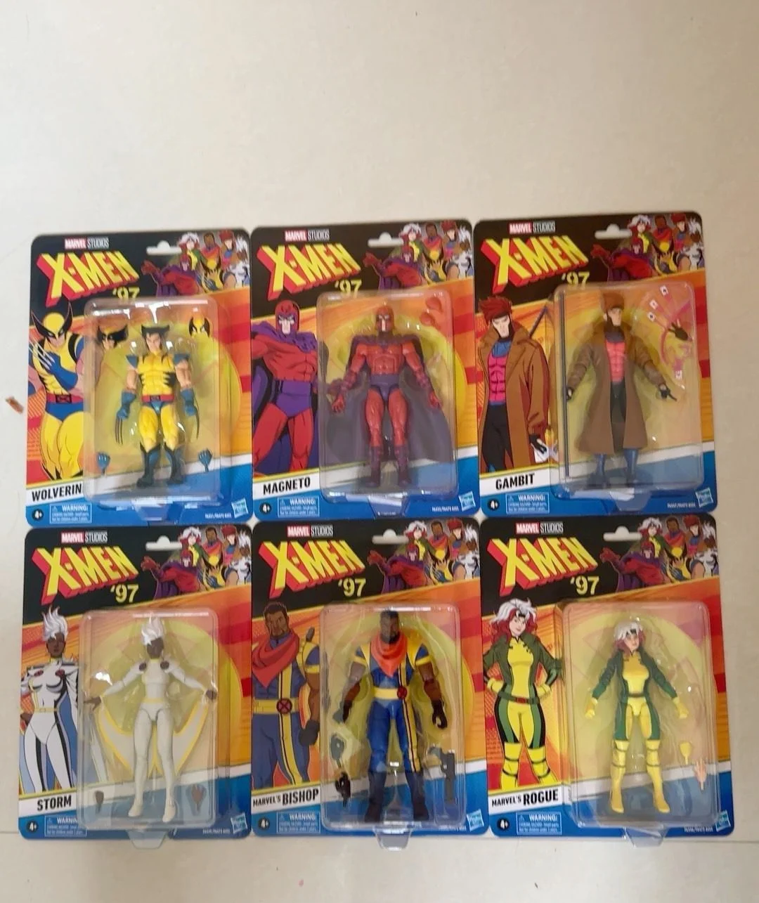 En-Spot-Marvel-Legends-Retro-x-men-97-Bishop-Magneto-Rogue-Gambit-Wolverine-Storm-6-figura.jpg