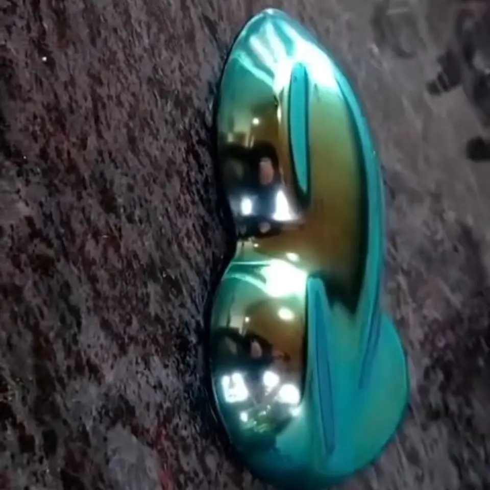 Bulk-Super-Shifting-Intense-Silver-Green-chameleon-Pigment-Hypershift ...