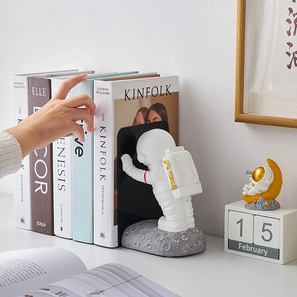 Modern-Home-Decor-Astronaut-Bookends-Indoor-Figurines-Cute-Room ...