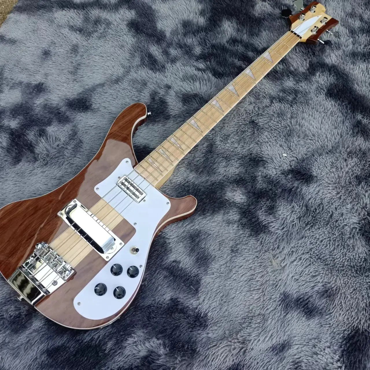 neck-through-body-Rickenback-Bass-Guitar-Mahogany-Body-Ricken-4003-neck ...