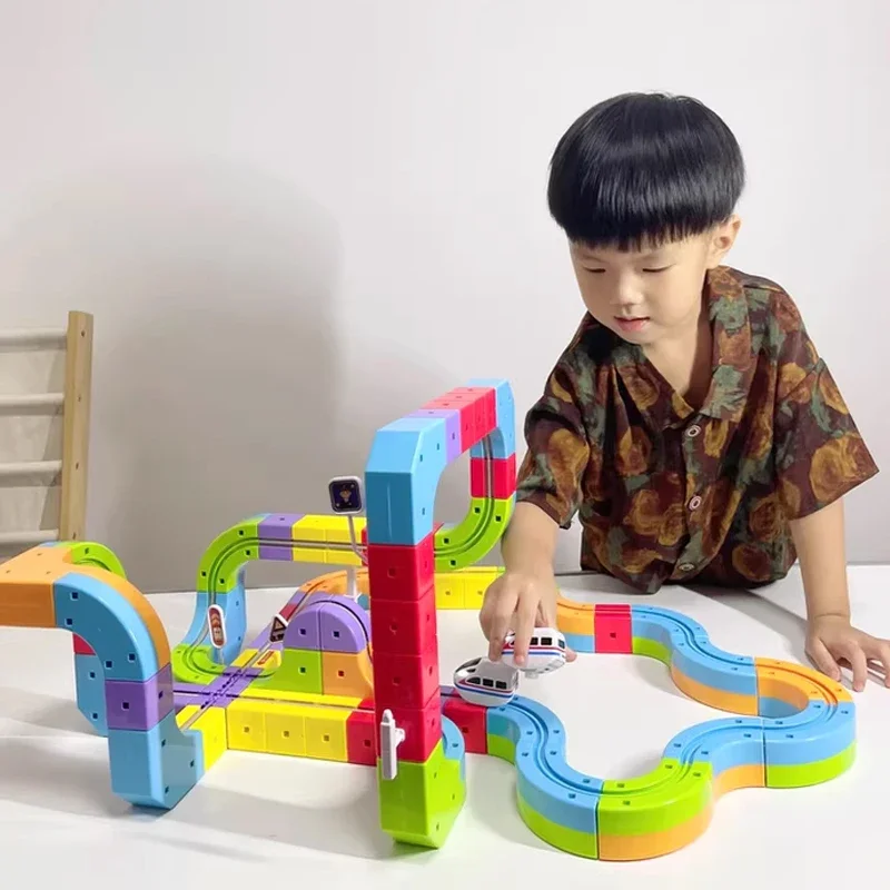 New Latest Educational Toys 51/118pcs Assembly Magic Track Train Set ...