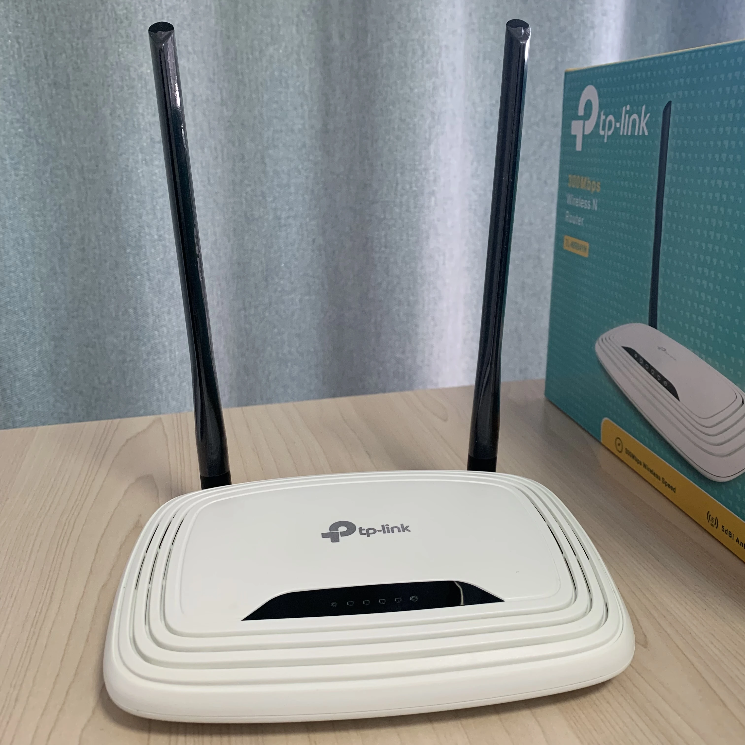 FTTH-Fiber-Optical-Router-TL-WDR841N-300MB-Routers-Wireless-Repeater ...