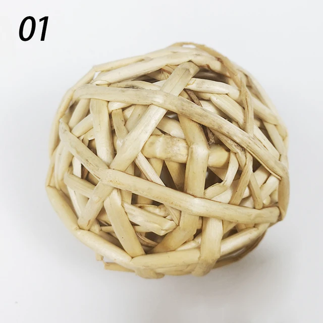 Natural Hand-Woven Straw Ball Rabbit Hamster Guinea Pigs Sepak Takraw ...