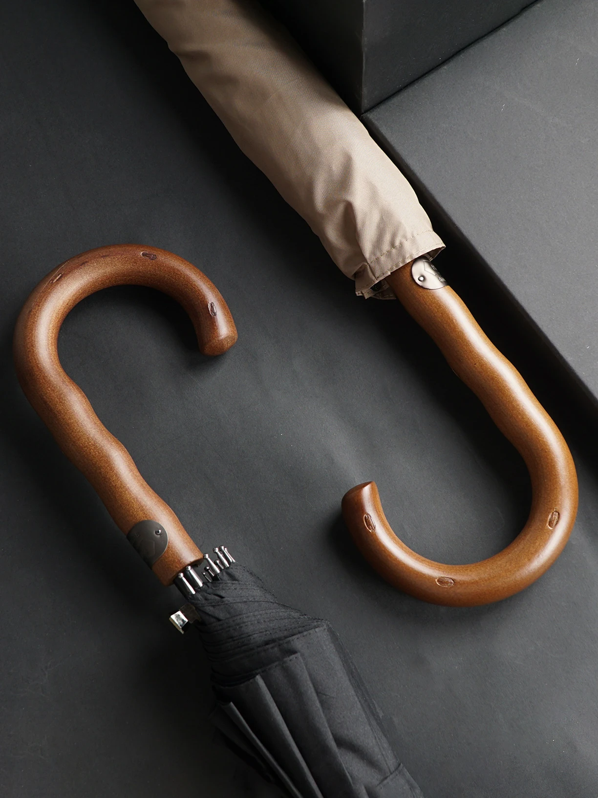Parachase Big Long Umbrella Men Luxury Wooden Long Handle Umbrella ...