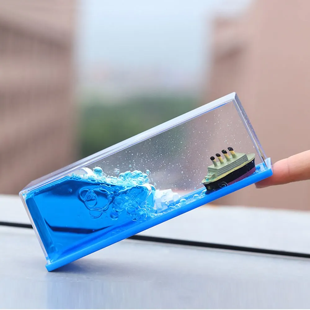 Liquid Wave Desk Toy
