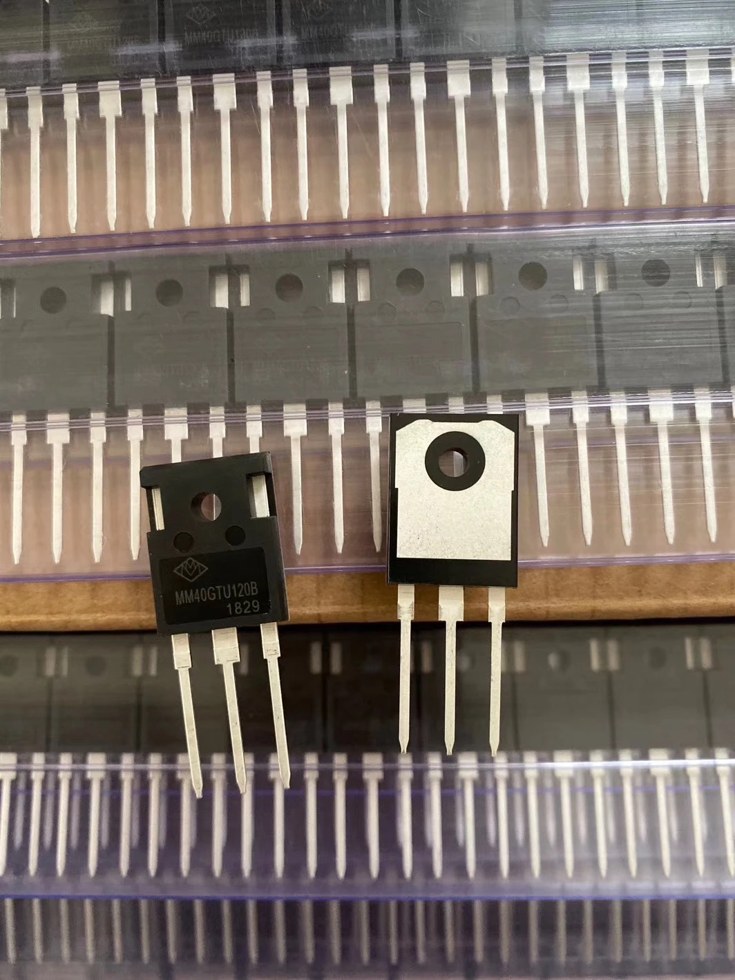 Macro-Micro-TransisTor-nico-IGBT-Power-MM40GTU120B-nuevo-Original ...