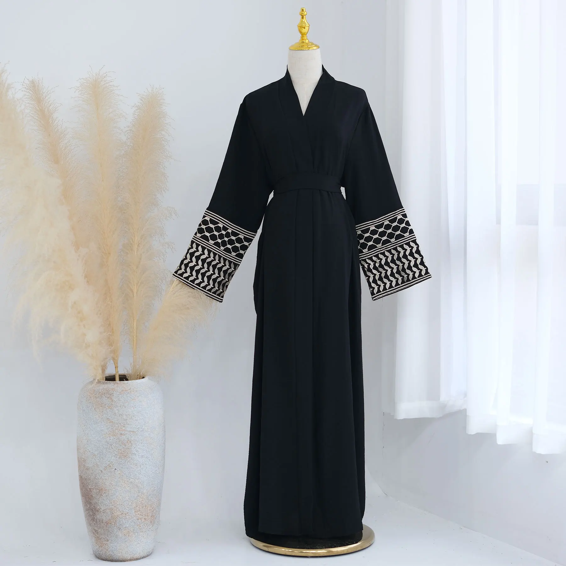 Ethnic-Embroidery-Open-Kimono-Open-Kimono-Abaya-Dubai-Muslim-Kaftan-Dress-Islamic-Clothing ...