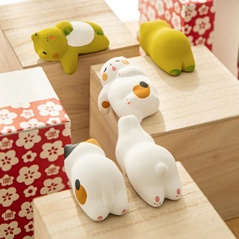 Computer-Screen-Monitor-Small-Ornaments-Desktop-Doll-Cat-Rabbit-Frog ...