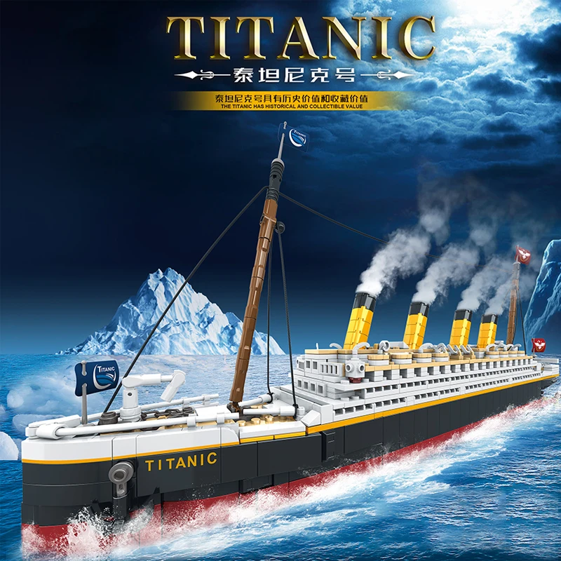 Large Titanic Model