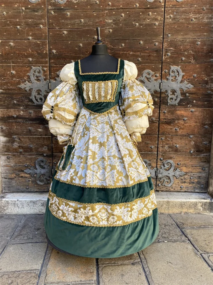 Upper Class 12th Century Clothing: How This Handcrafted Borgia Dress ...