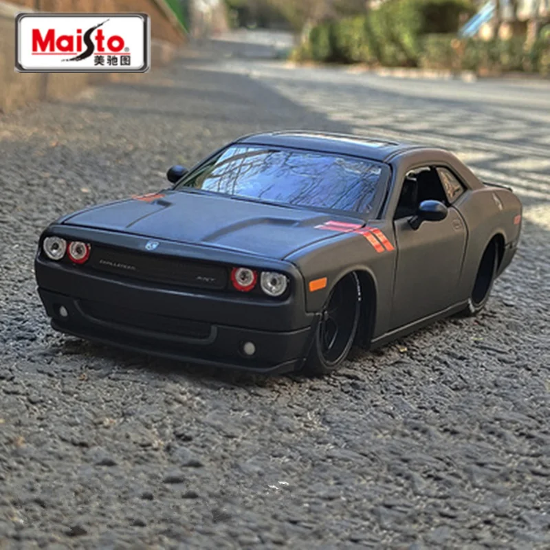 Maisto 2006 Dodge Challenger Concept | Dodge Challenger Year Models ...