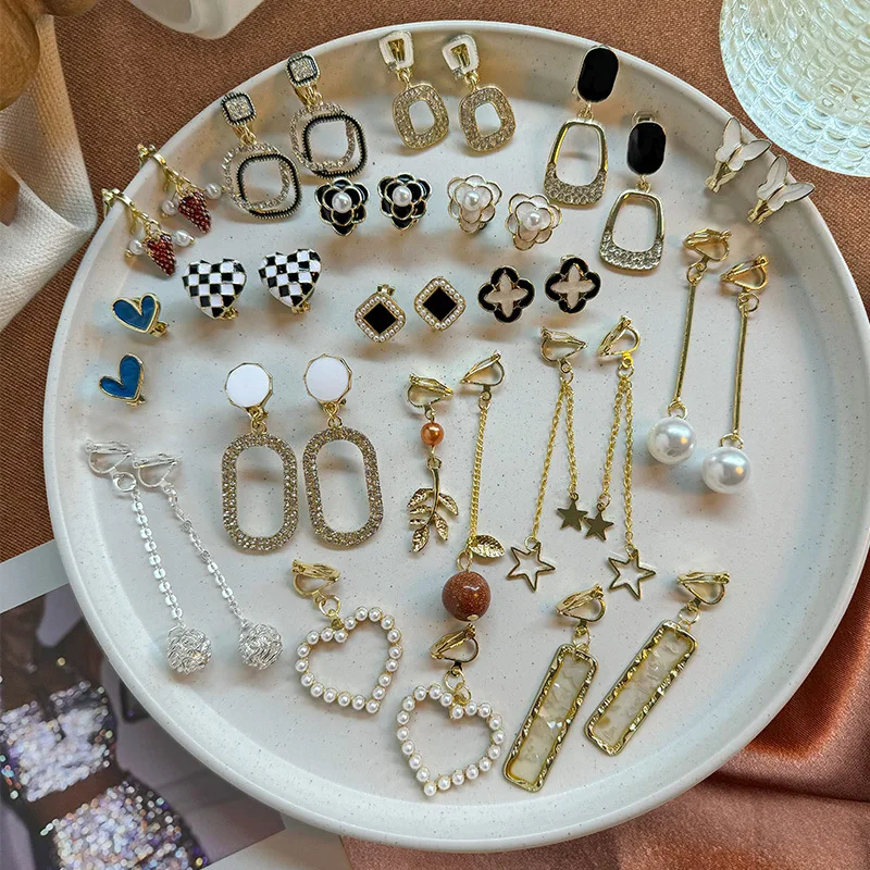 Japan and South Korea Sweet and Fashionable Young Girl Student Fruit ...