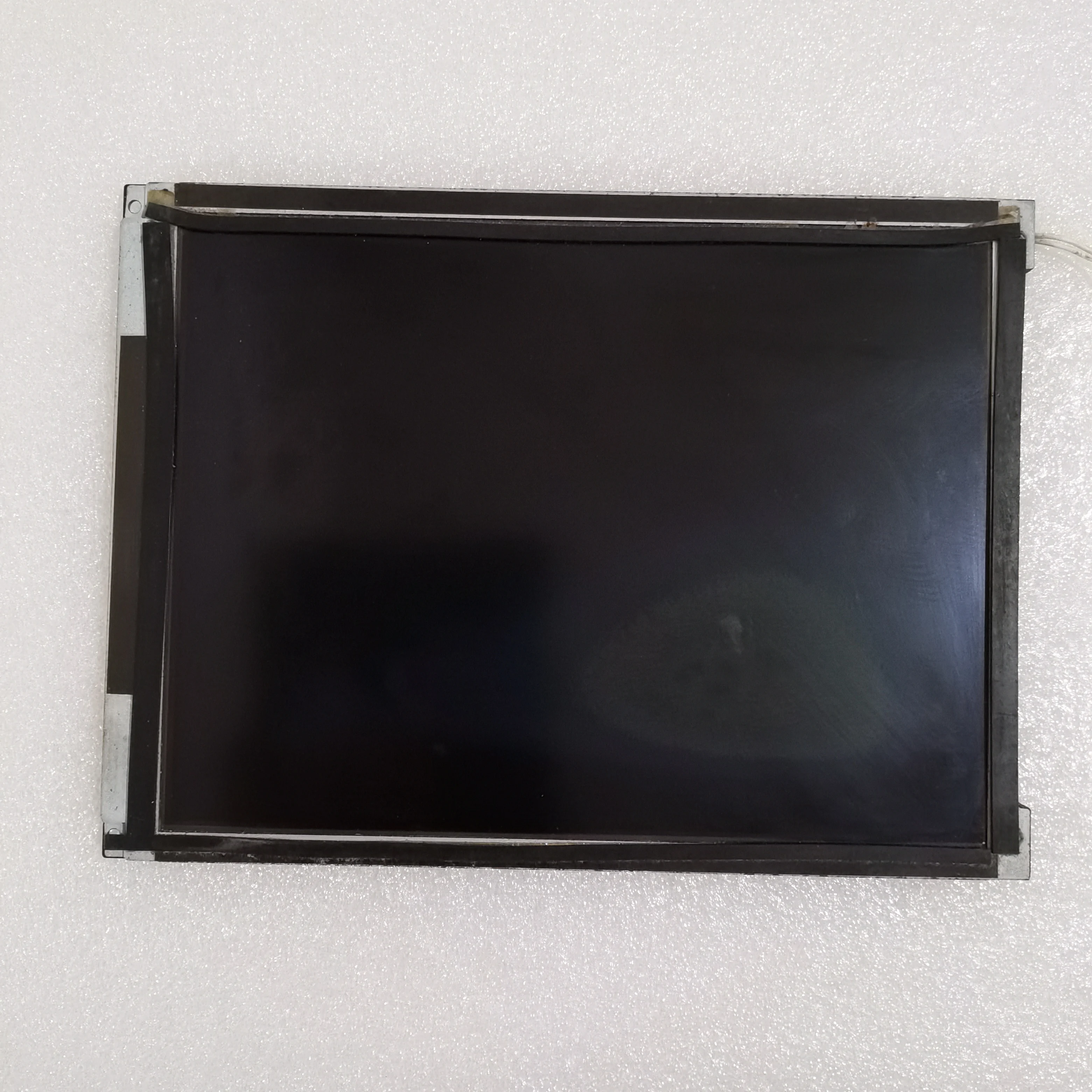 Painel-LCD-industrial-LM-EH53-22NTS-10-4.jpg