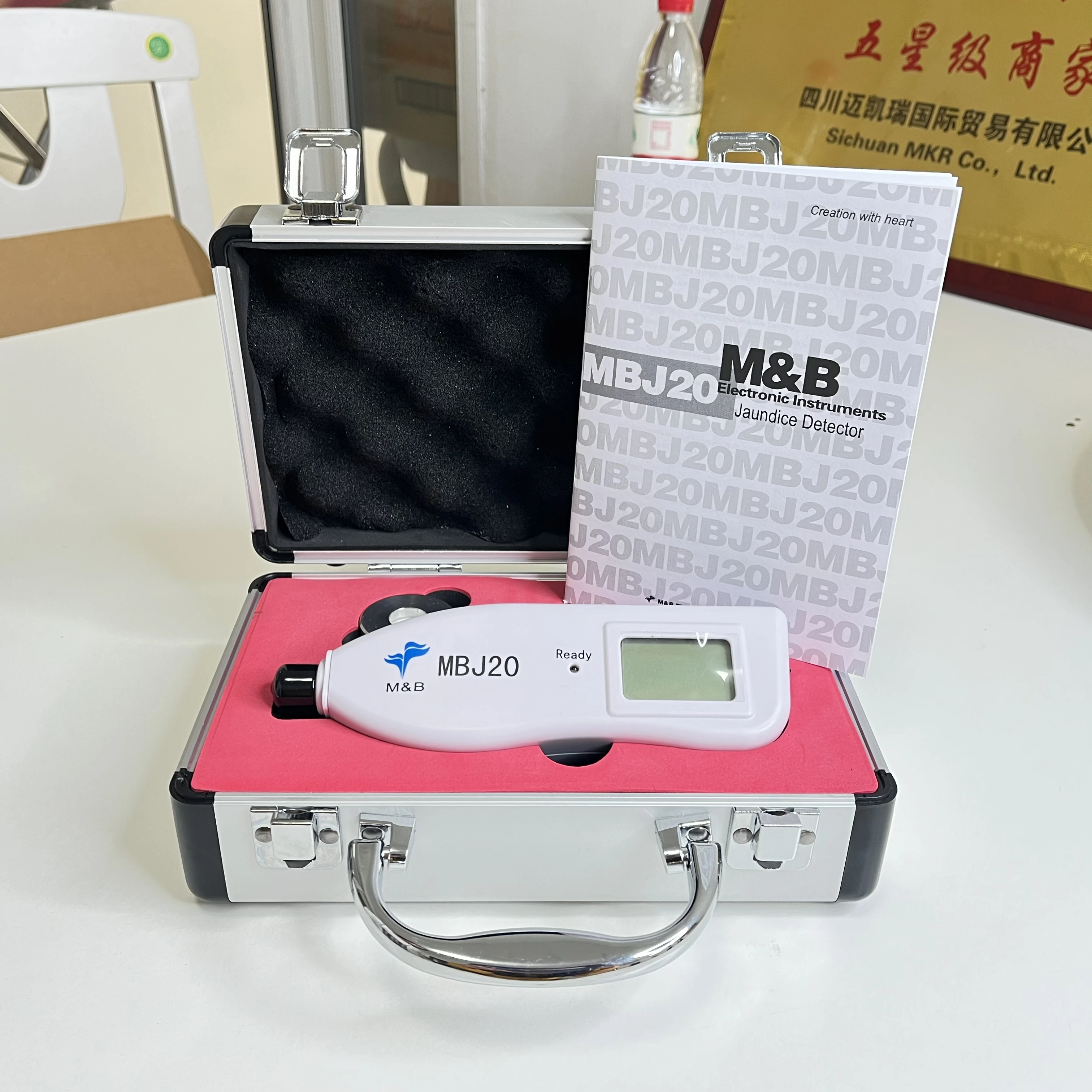 Transcutaneous Bilirubinometer