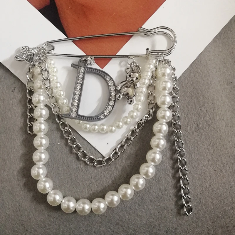 Luxury-Crystal-Letter-D-Pearl-Chain-Tassel-Brooches-Jewelry-For-Women.jpg