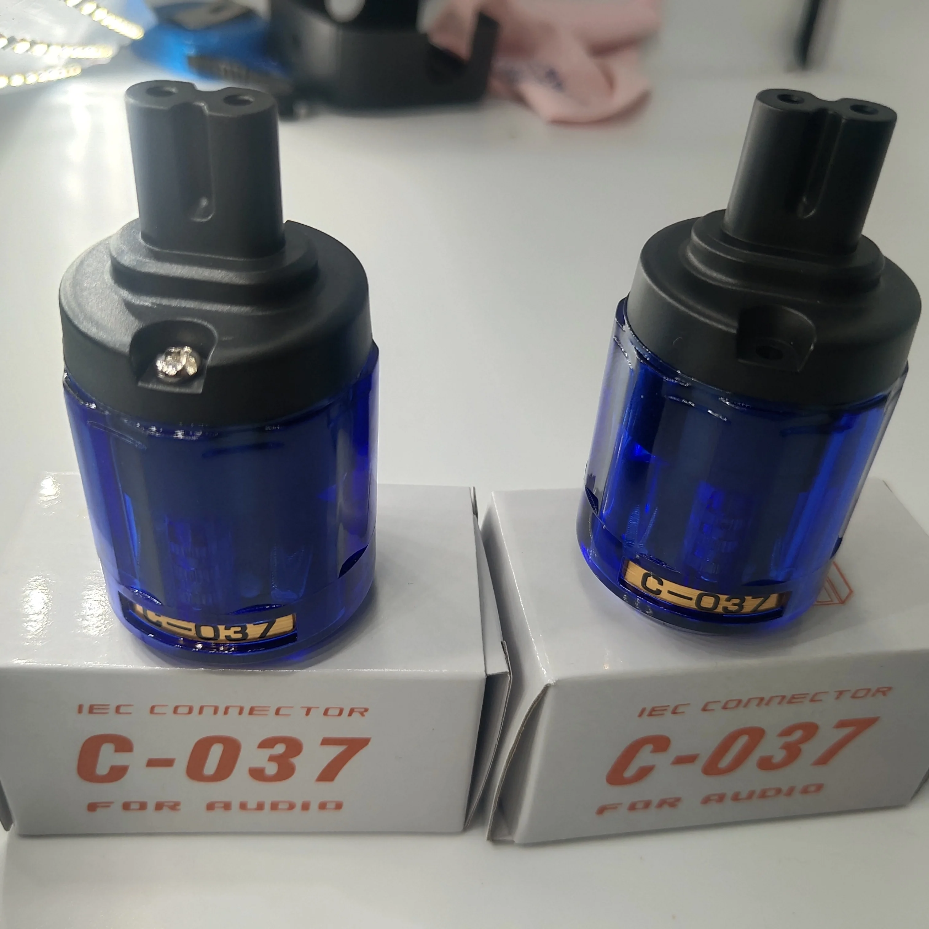 Hifi 2 pin oyaide C 037 IEC Plug Audio Power Cable Female Electrical ...