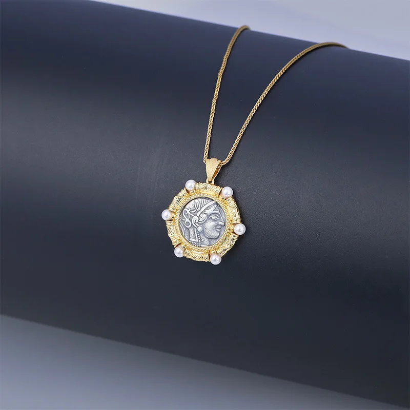 Collier-en-argent-regard-avec-pendentif-pi-ce-de-monnaie-grecque ...