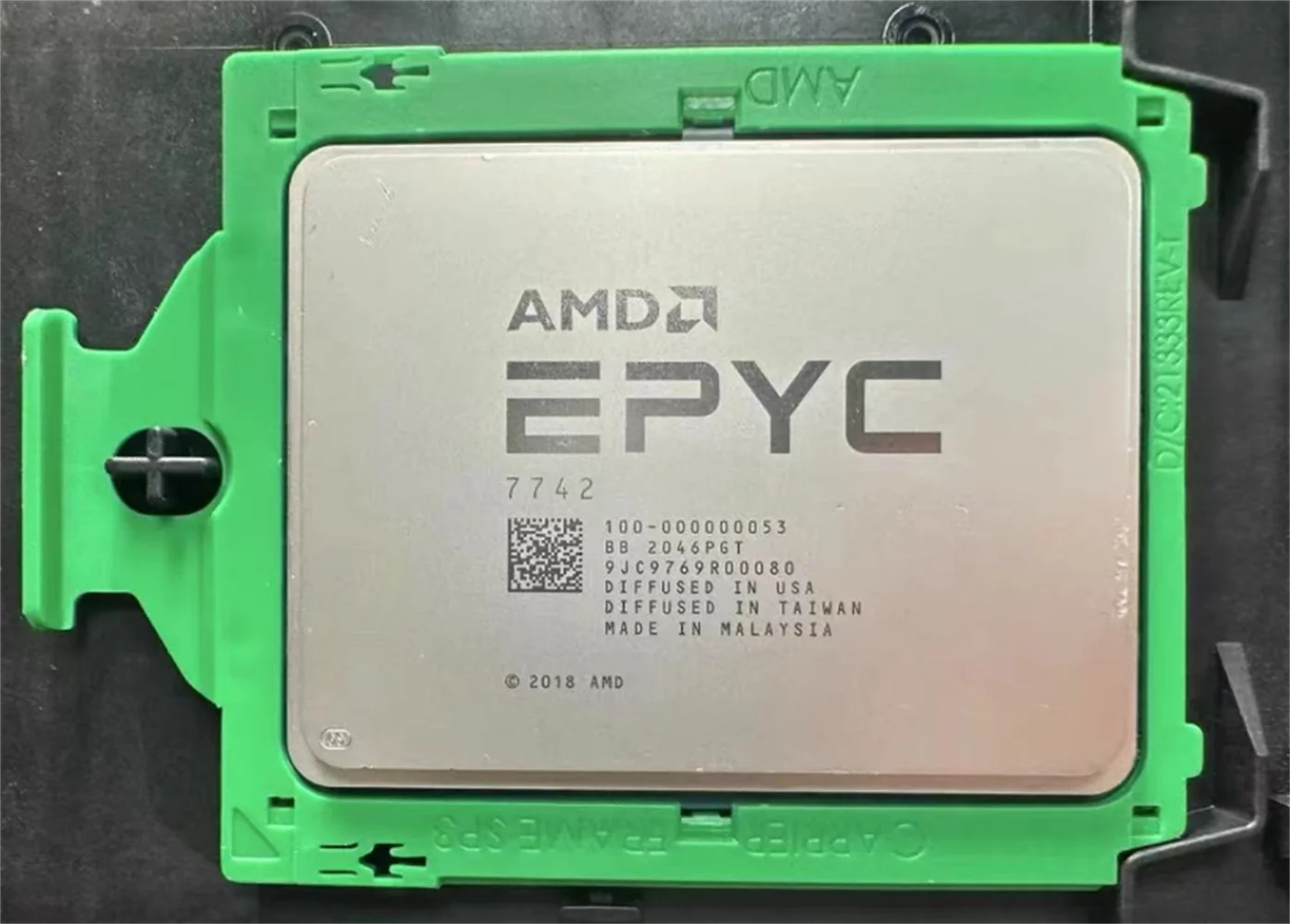 AMD-CPU-de-servidor-EPYC-7742-2-25-Ghz-64-n-cleos-128-hilos-L3-cach.png