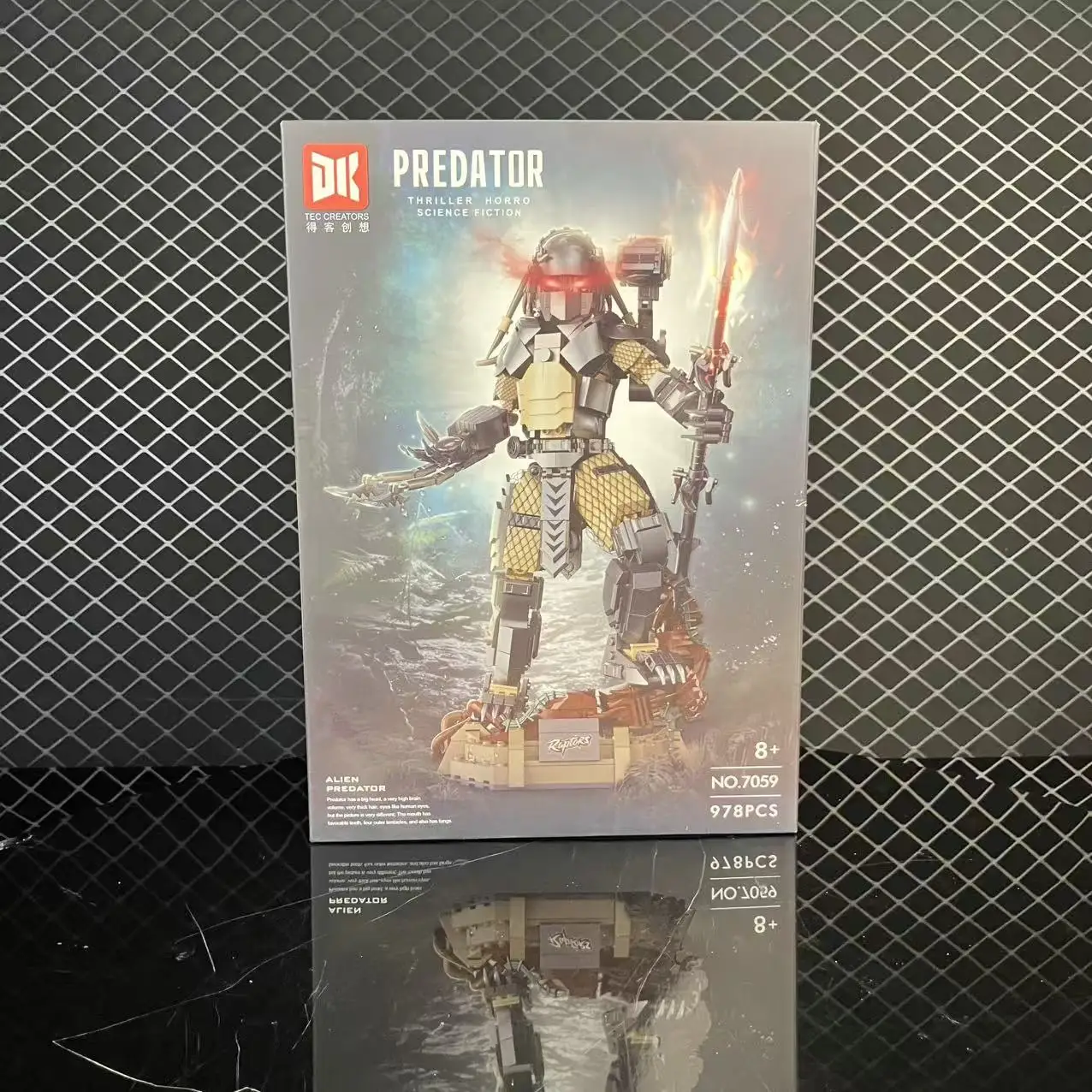 Predator Alien Creature 978PCS Construction Brick Model Collectible ...