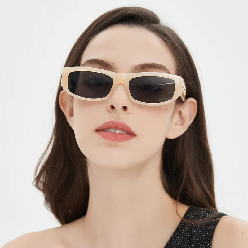 Nuevas gafas de sol de moda fotografía callejera Internet modelo de ...