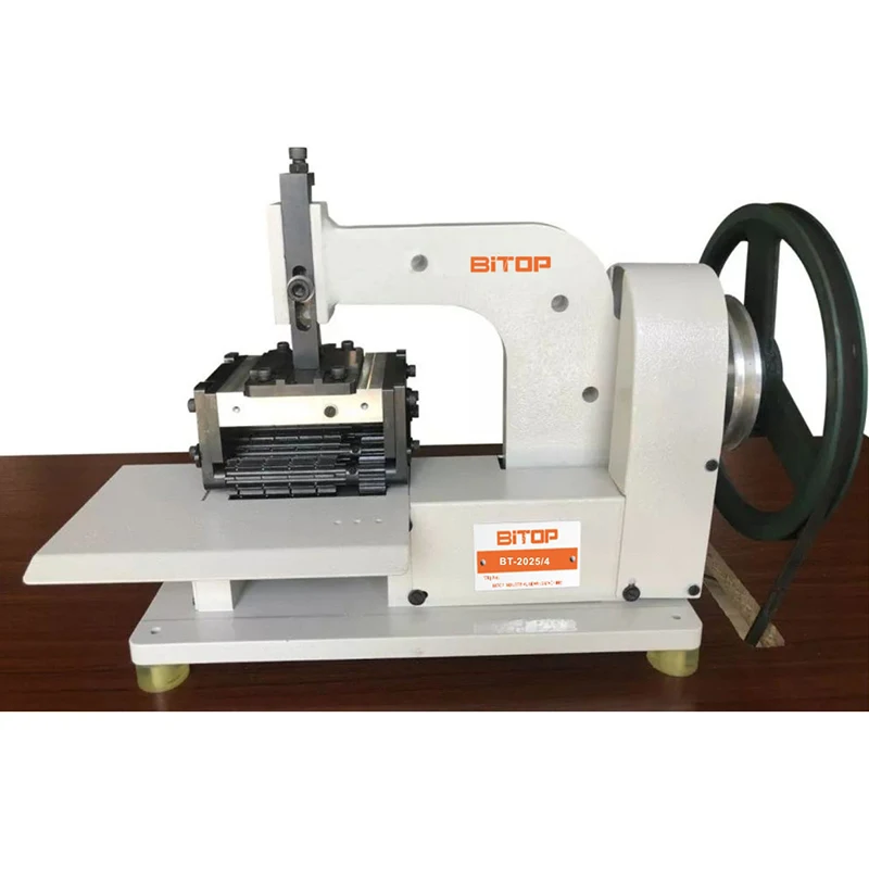 BT-2025/4 Four Fabric Smocking Pleater Machine New Condition Manual ...