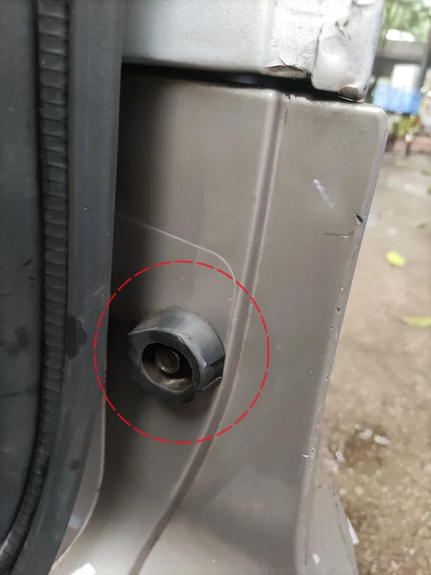Delica L400 tailgate positioning block MB331387 - AliExpress 34