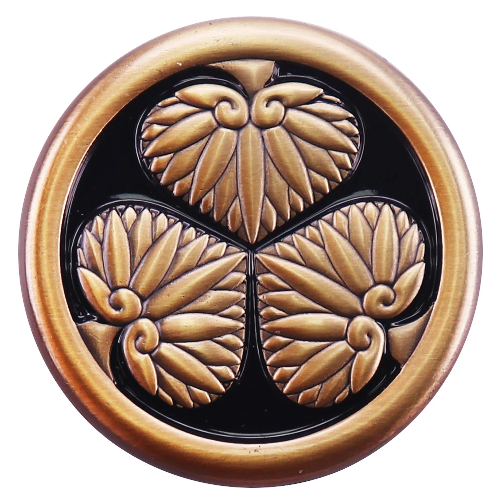 Three-leaf-hollyhock-Tokugawa-family-crest-Enamel-Pin.jpg