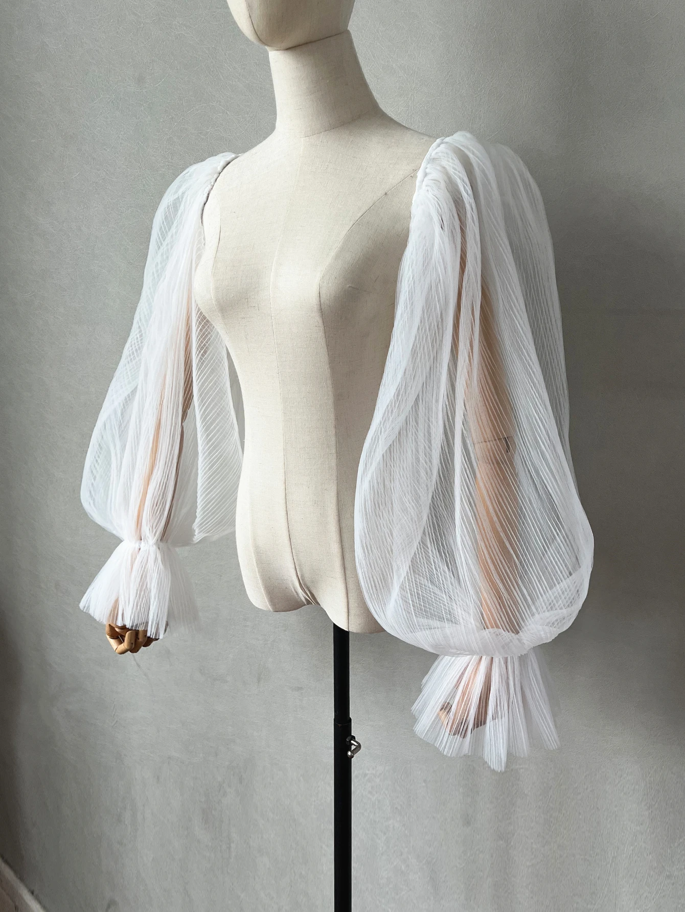 White-Detachable-Pleated-Sleeves-Wedding-Arm-Cover-Decorate-Accessories ...