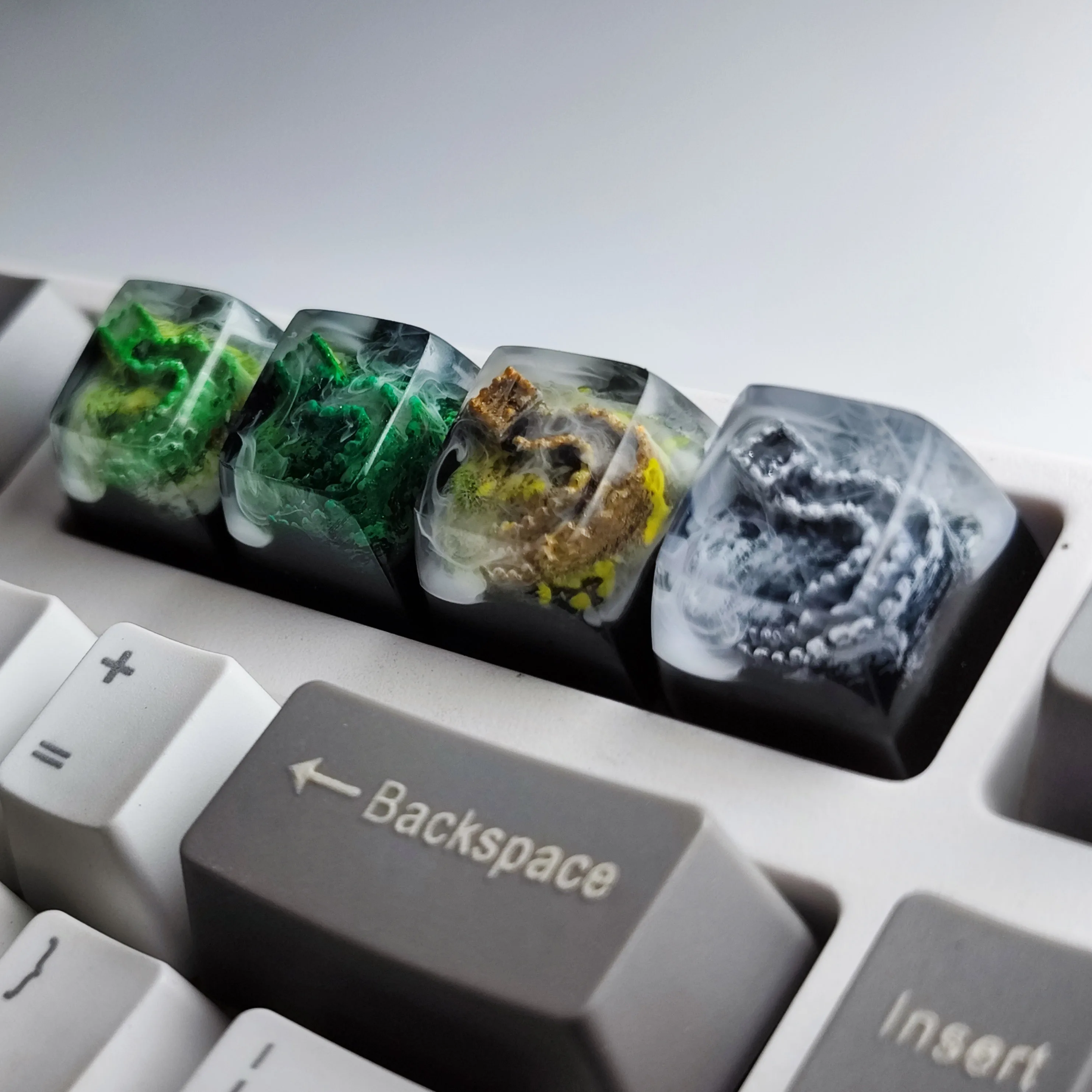 Handmade Personalized Great Wall Four Seasons Keycap Artisan Resin ...
