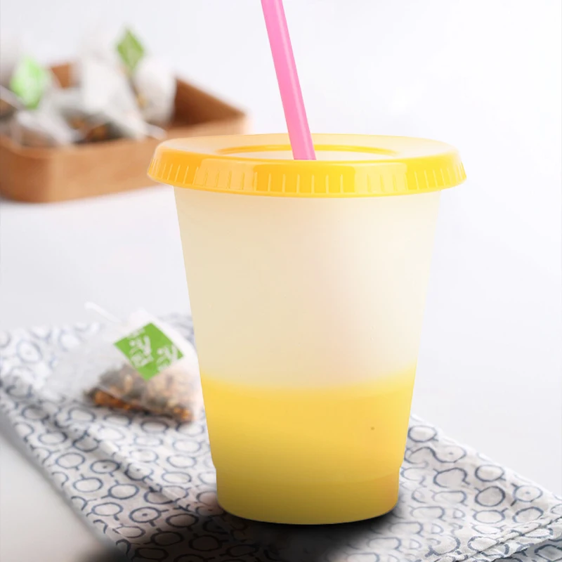 Reusable-Color-Changing-Cold-Cups-Plastic-Tumbler-with-Lid-Blood ...