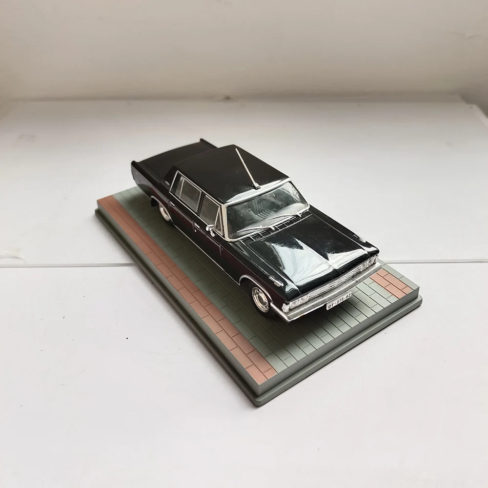 Simulated-Alloy-Soviet-Zil-117-Classic-Vintage-Car-Die-cast-1-43-Scale ...