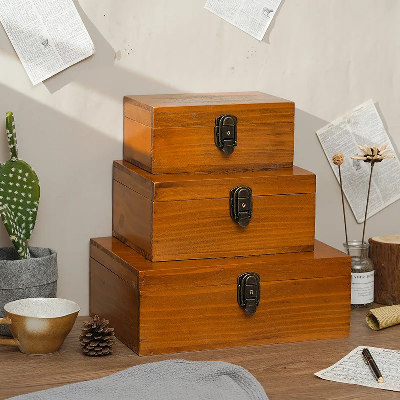 Vintage-solid-wood-private-collection-souvenir-box-with-lock-storage ...