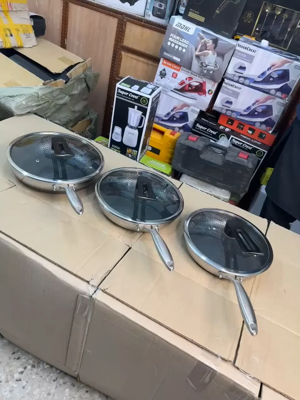 Honeycomb laser coated Stainless Steel 316 grades Flat Frying Pan with ...