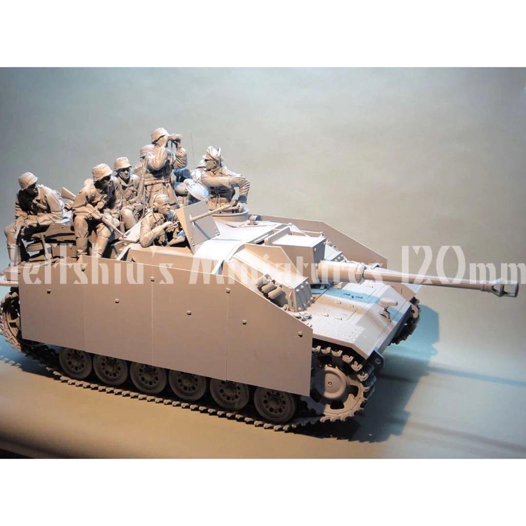 1/16 Resin Model Figure Gk，no Tanks, 8 Figure ,german, Unassembled And ...