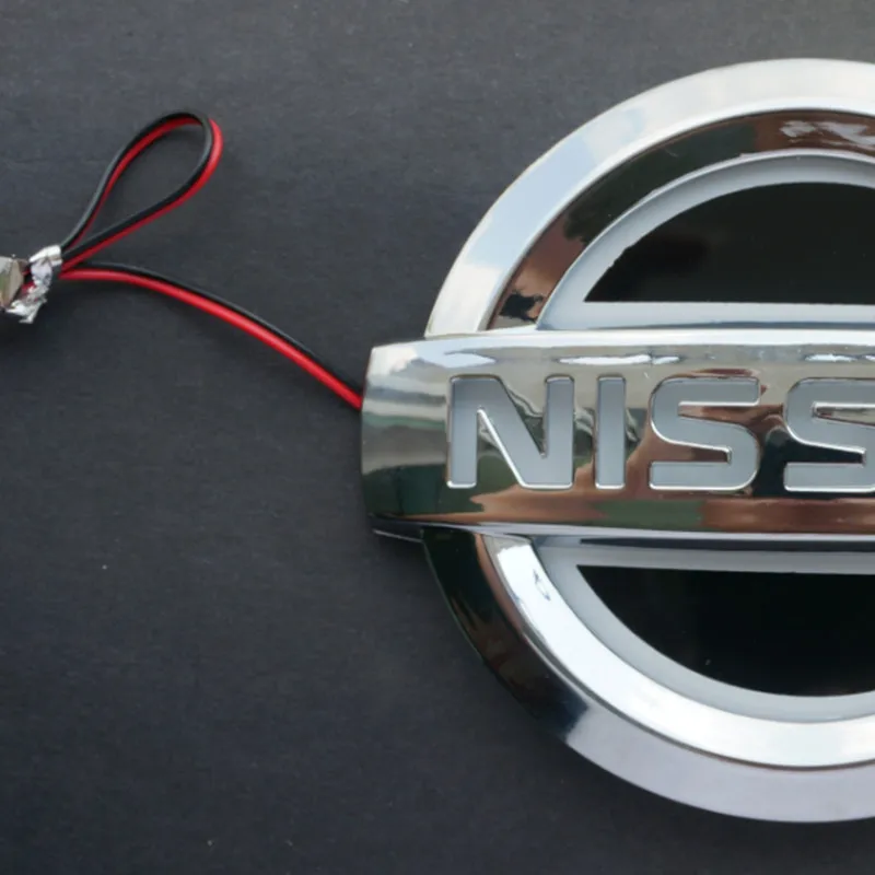Nissan Emblem Led