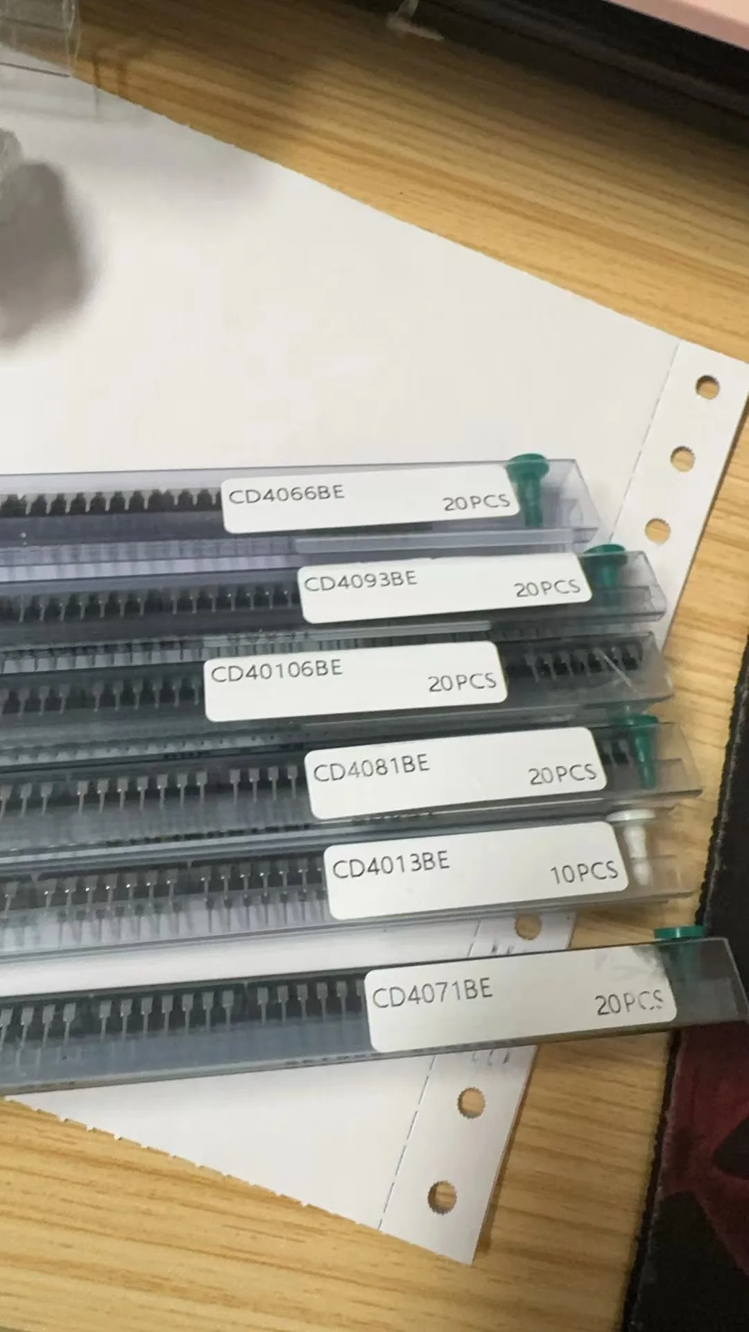 10PCS-New-and-Original-DIP-CD4066BE-CD4093BE-CD40106BE-CD4081BE ...