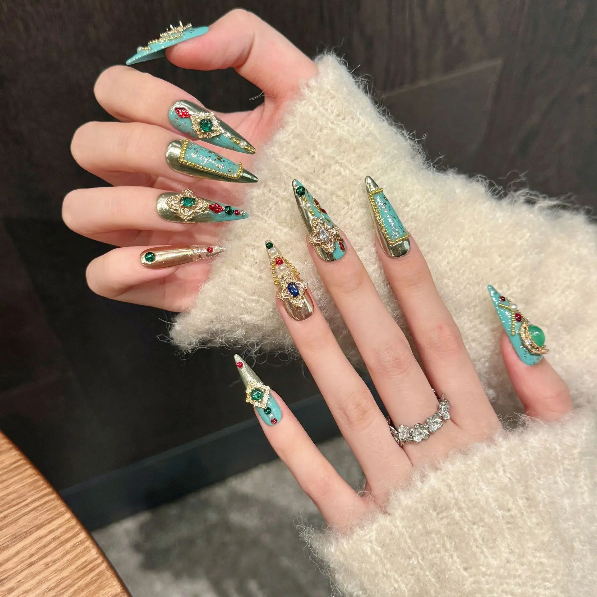 10pcs Green Long-pointed Press On Nails For Wedding Flash Gold Foil ...