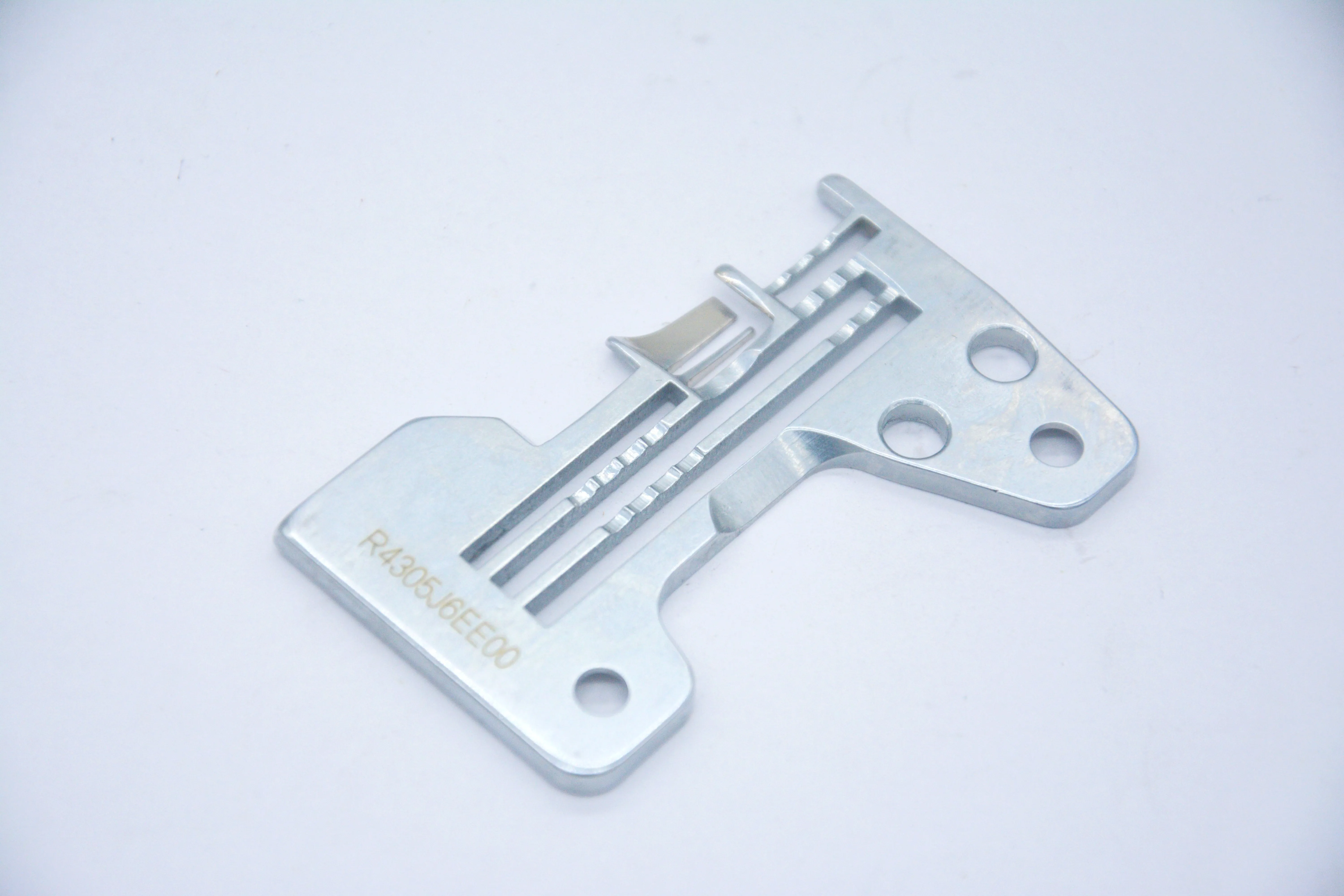 Needle-Plate-Throat-Plate-For-Juki-MO-6714-MO-6914-4-Thread-Industrial ...