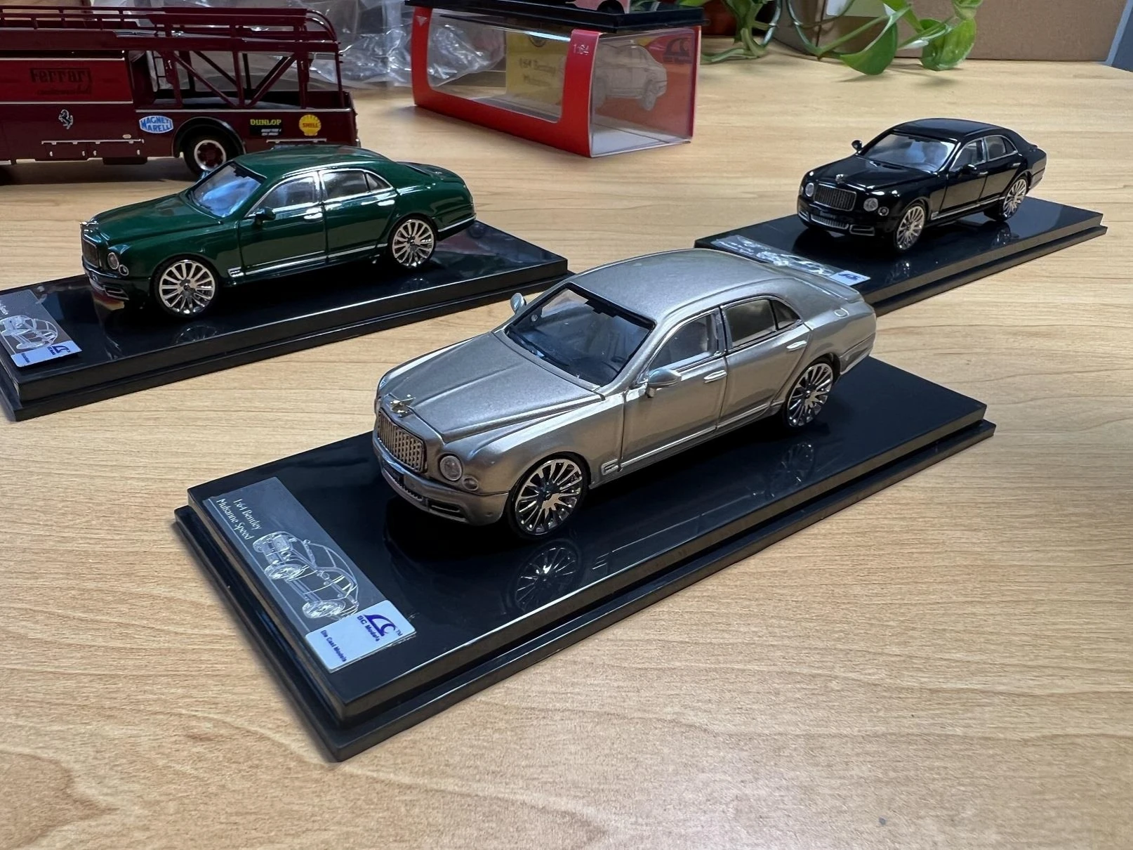 SC-Models-1-64-Mulsanne-car-Models.jpg
