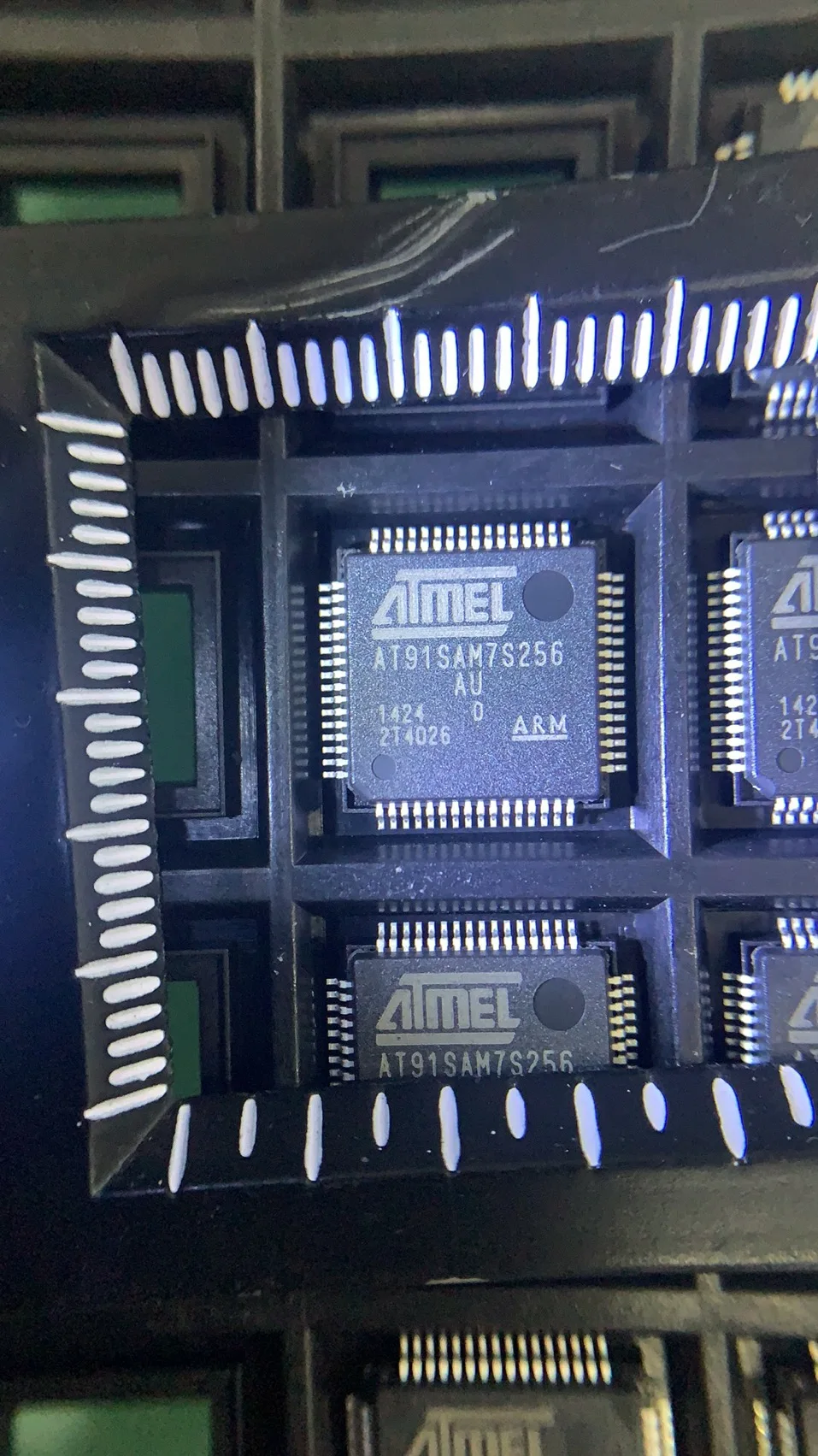 AT91SAM7S256D-AU-AT91SAM-LQFP64-100-new-original-integrated-circuit ...