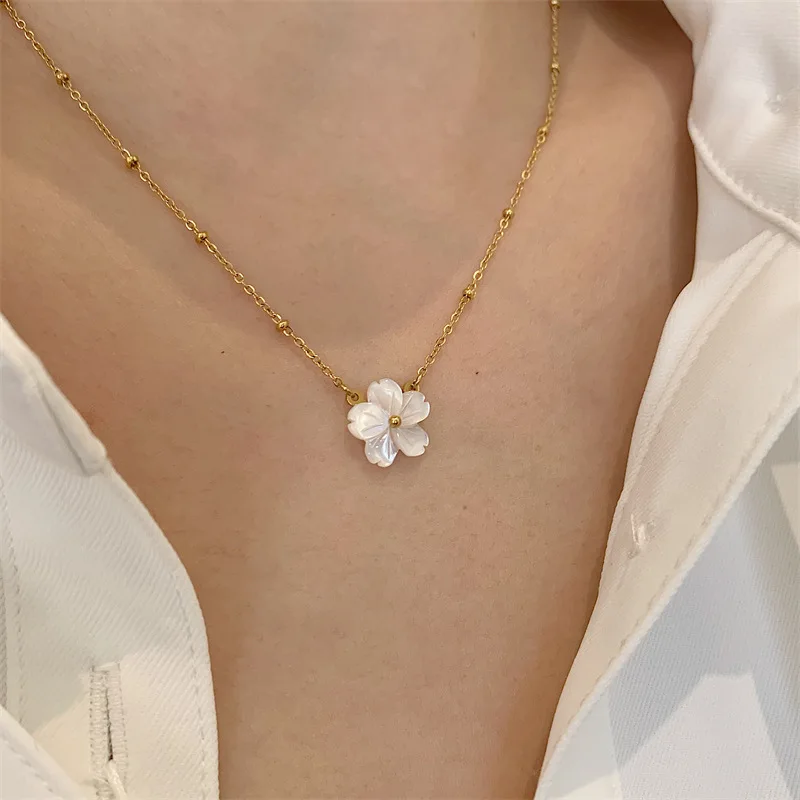 White-Shell-Flower-Necklace-For-Women-Chain-Stainless-Steel-Plated-Gold ...