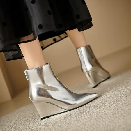 Botas-Chelsea-de-couro-envernizado-para-mulheres-salto-alto-com-z-per ...